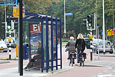Kritisch kijken naar bushaltes - Fietsersbond Zwolle